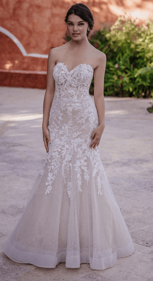 Tayla - The White Dress